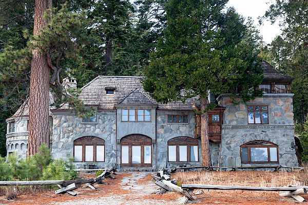 Explore | Things To Do in South Lake Tahoe | Hotel Becket